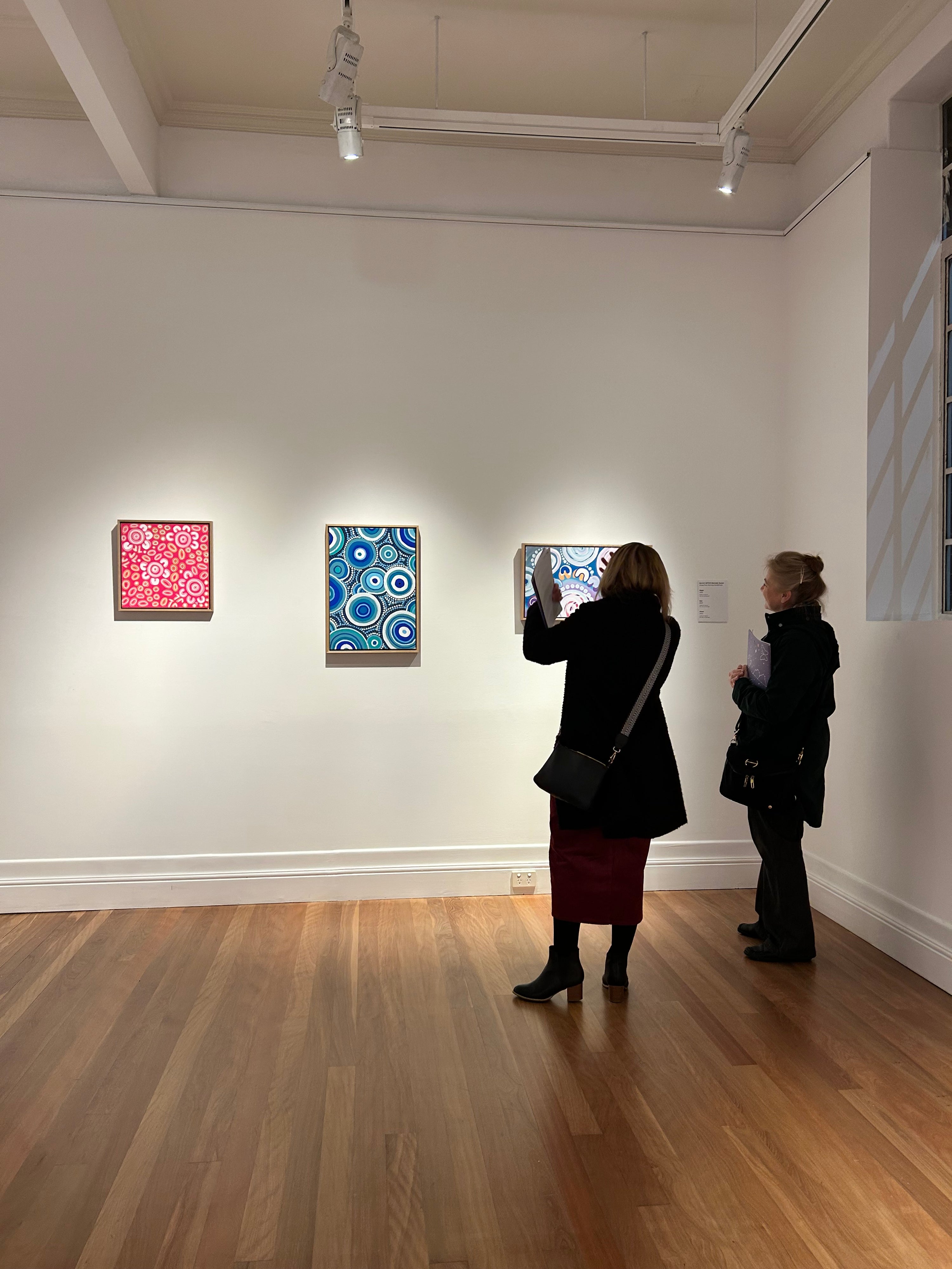 About the Artist – Merindah-Gunya Art