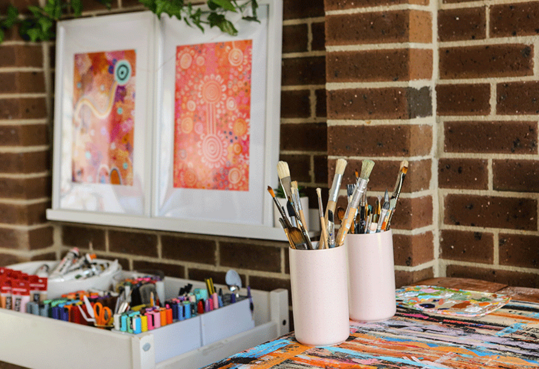 About the Artist – Merindah-Gunya Art